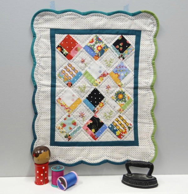 Secret Garden Mini Quilt Pattern – Patchwork Posse