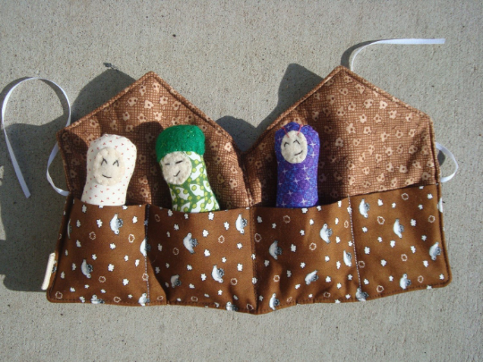 Pocket People and Carrier Pattern – Patchwork Posse